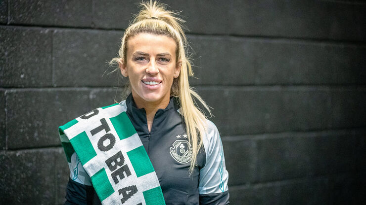 Hoops broaden their squad horizon with signing of Savannah McCarthy ...